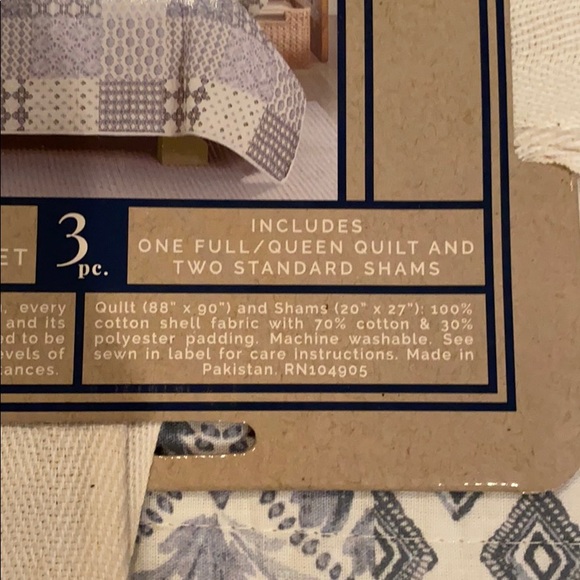 cloth & canopy | Bedding | Cloth Canopy Mixed Tile Queen Quilt Set ...